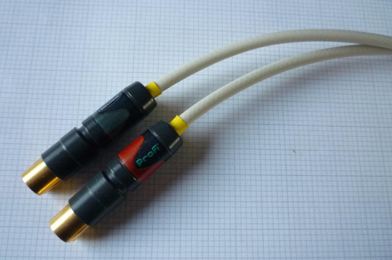 Multi-party audition of audio interconnects using inexpensive cable.