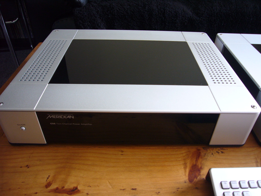 For Sale Meridian G02 Pre-amplifier and G56 Power-amplifier