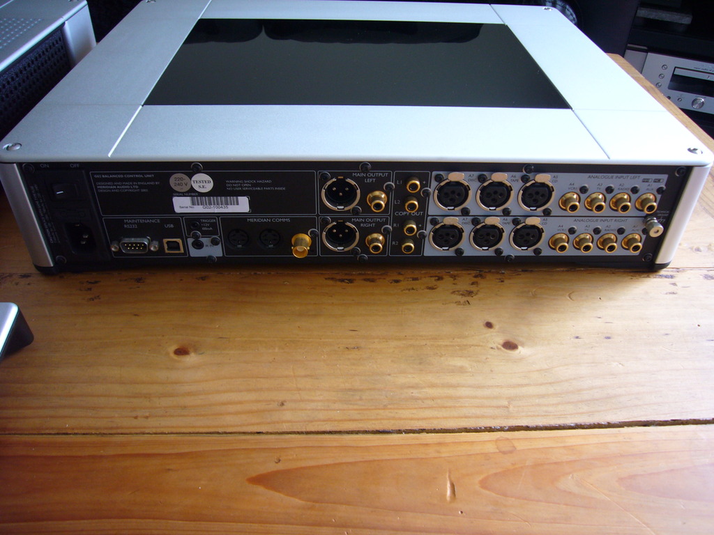 For Sale Meridian G02 Pre-amplifier and G56 Power-amplifier