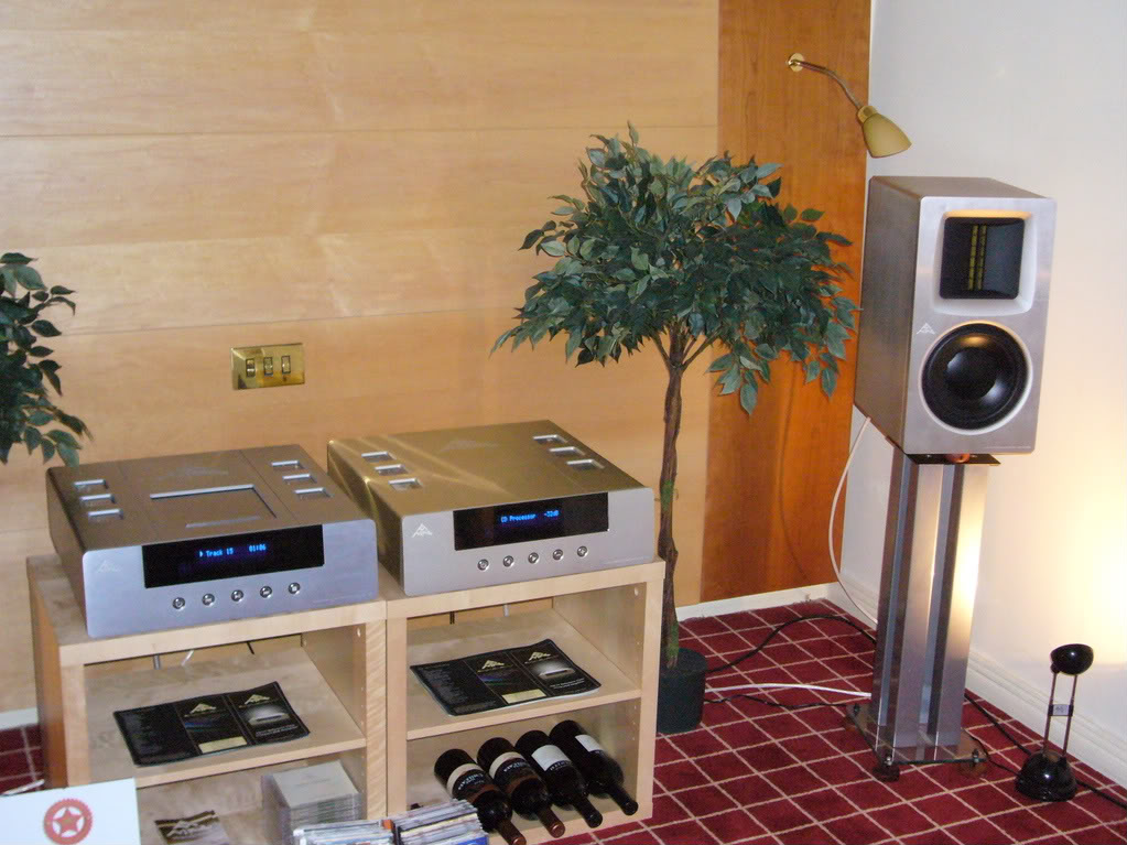 The 2007 London HI-FI show...Photos and Show report.